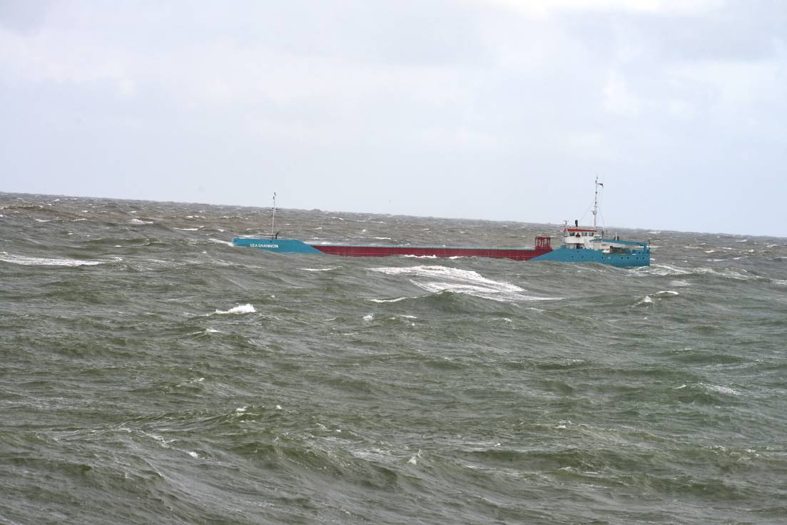 Jonkman Fotografie: Zeevaart: SEA SHANNON 1 DAG NA STORM OP ZEE: