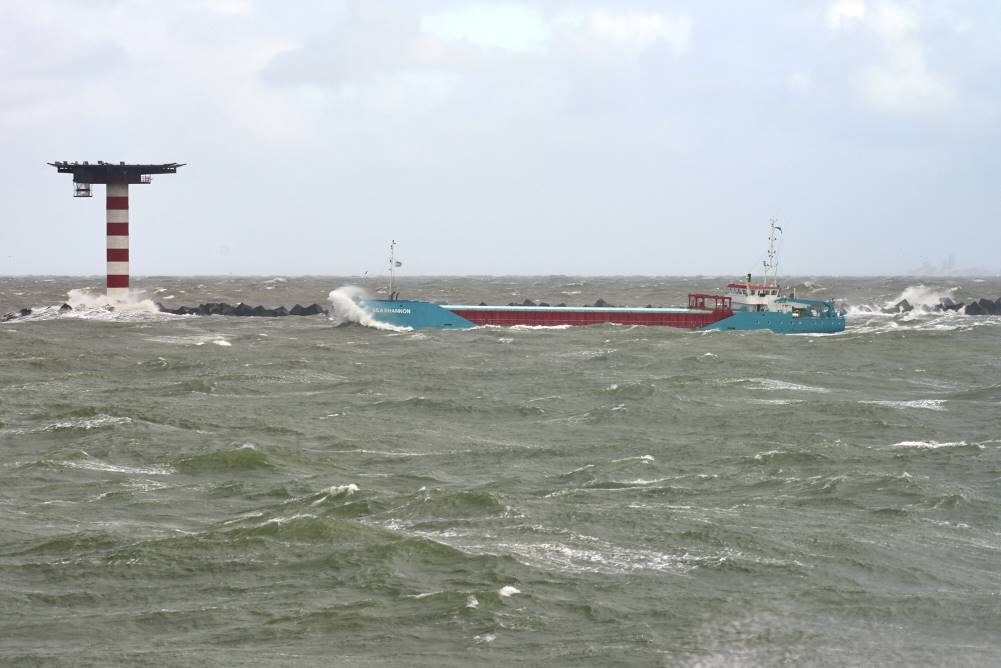 Jonkman Fotografie: Zeevaart: SEA SHANNON 1 DAG NA STORM OP ZEE: